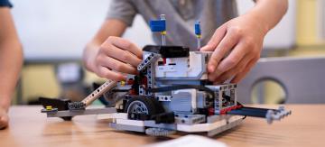 Robotics | Ecolint Camps